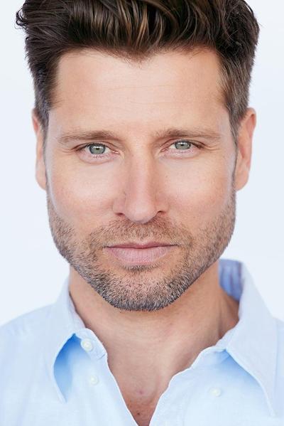 Damon Runyan - About - Entertainment.ie