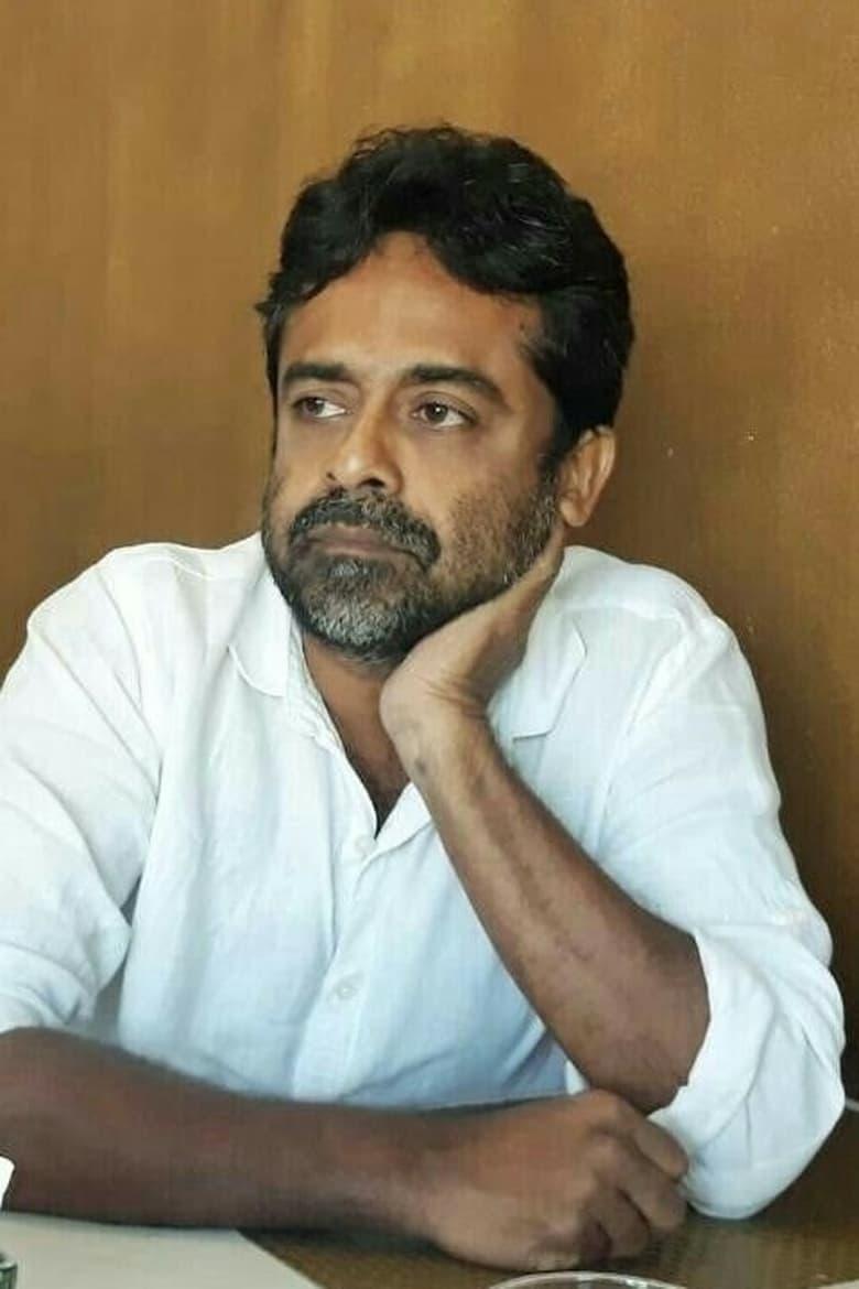 Shyam Fernando - About - Entertainment.ie