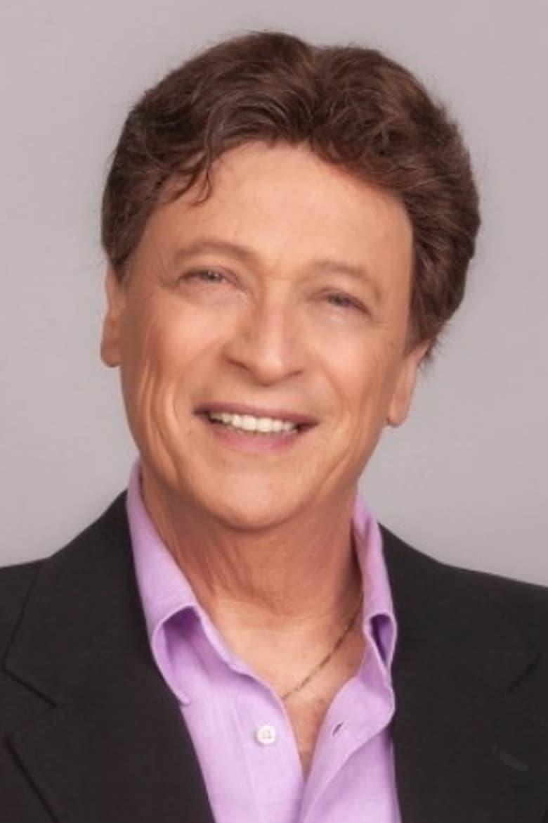 Sassi Keshet - About - Entertainment.ie