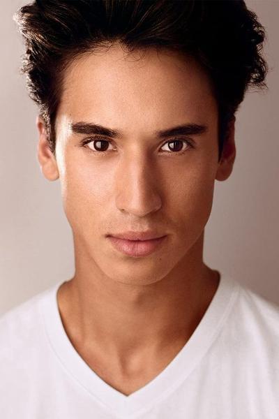 Michael Rosen - About - Entertainment.ie