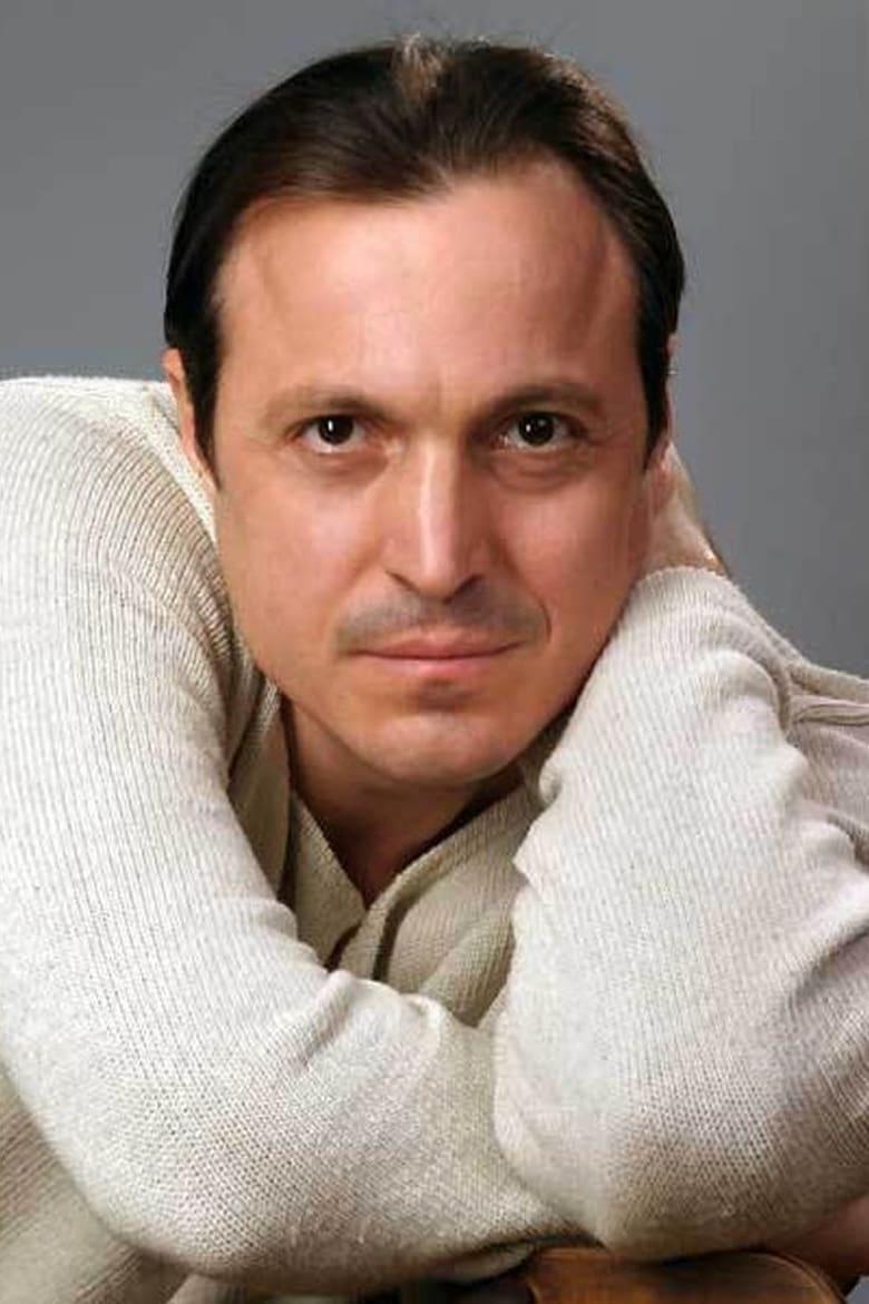 Igor Kistol - About - Entertainment.ie