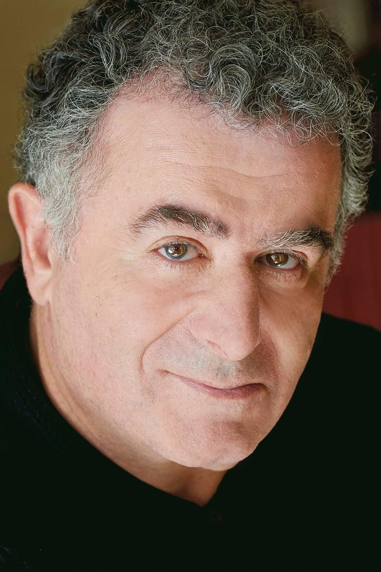 Saul Rubinek - About - Entertainment.ie