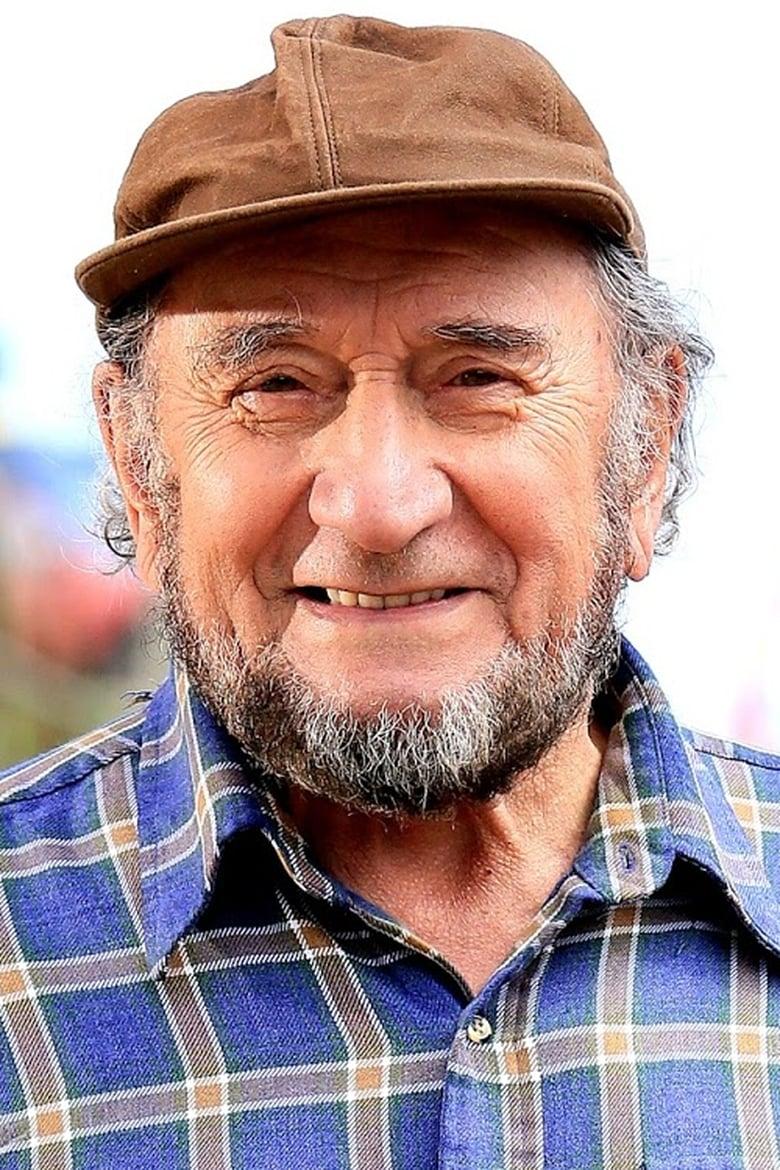 Luis Alarcón - About - Entertainment.ie