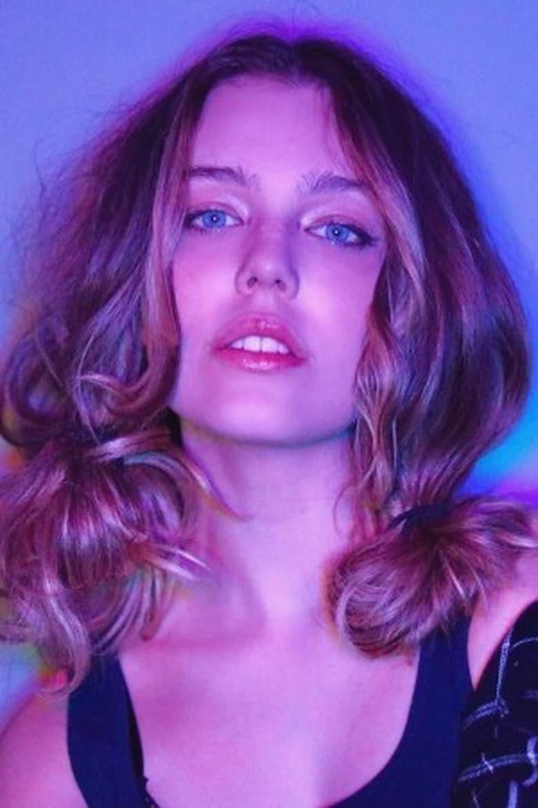 Ana Jeckel - About - Entertainment.ie