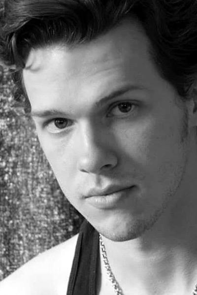 Devon Alan - About - Entertainment.ie