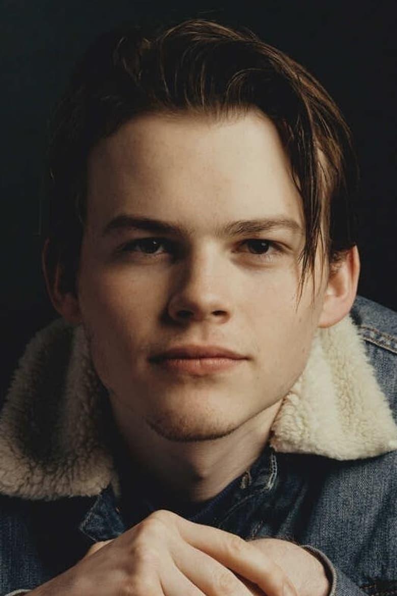 Josh Wiggins - About - Entertainment.ie