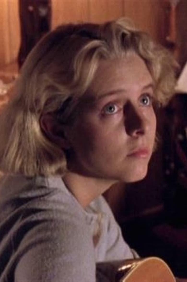 Tracy Arnold - About - Entertainment.ie