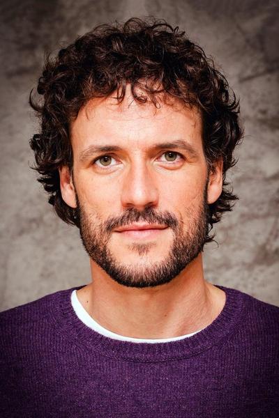 Daniel Grao - About - Entertainment.ie