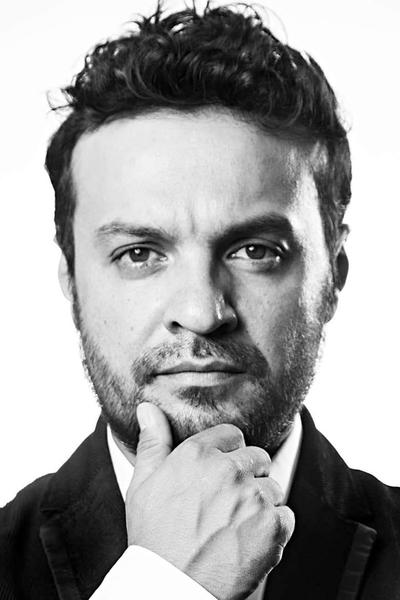Julián Román - About - Entertainment.ie