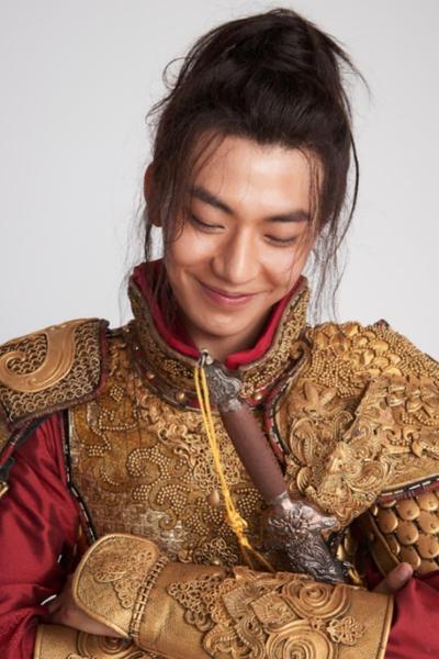 Yang Yi - About - Entertainment.ie