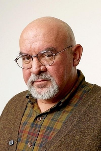 Stuart Gordon - About - Entertainment.ie