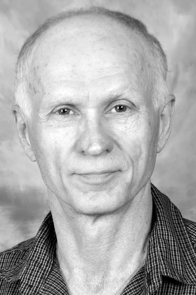 Robert Hahn - About - Entertainment.ie