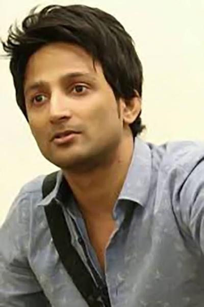 Joey Debroy - About - Entertainment.ie