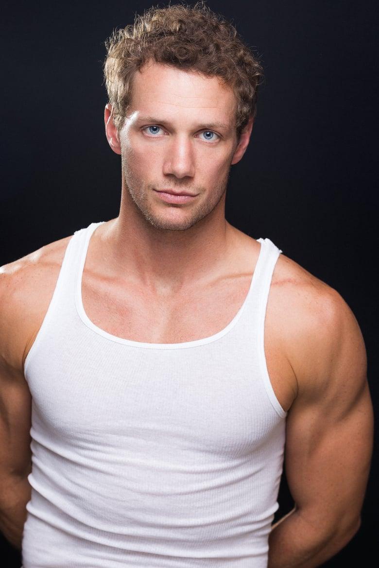 Johnny Wactor - About - Entertainment.ie