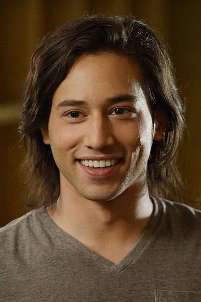 Jesse Rath - About - Entertainment.ie