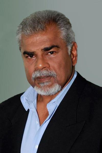 Sharat Saxena - About - Entertainment.ie