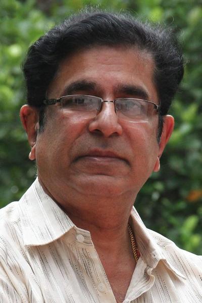 Captain Raju - About - Entertainment.ie
