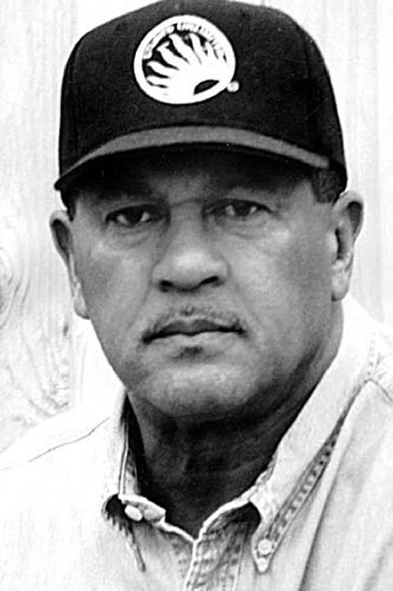 Manny Perry - About - Entertainment.ie