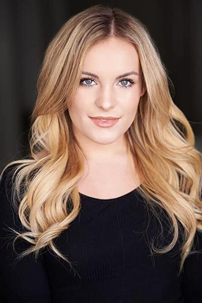 Hannah Hunt About Entertainmentie