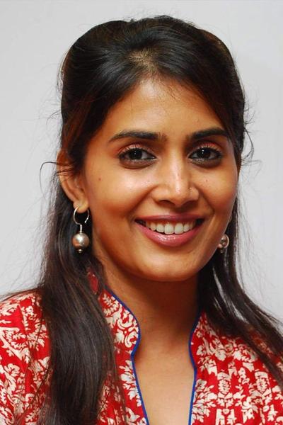 Sonali Kulkarni - About - Entertainment.ie
