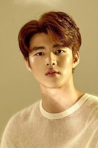 Meen Nichakoon Khajornborirak - About - Entertainment.ie