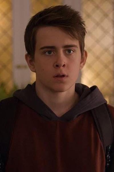 Sam Mccarthy About Entertainmentie