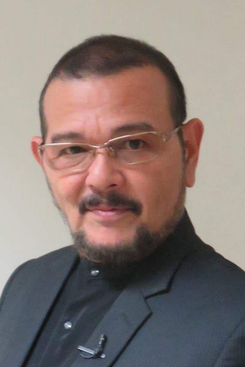 Rez Cortez - About - Entertainment.ie