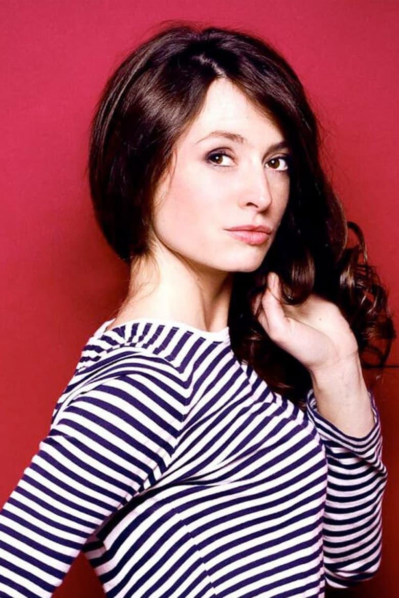 Louise Pasteau - About - Entertainment.ie