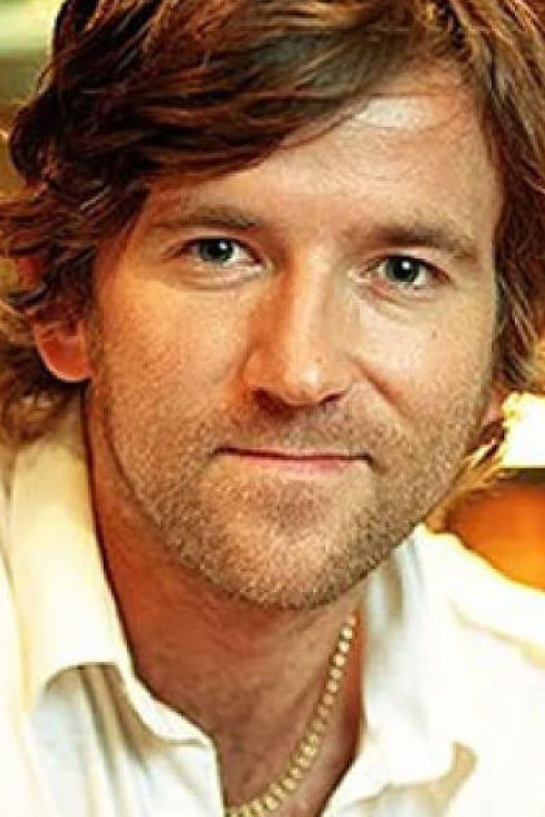 Dean Lennox Kelly - About - Entertainment.ie