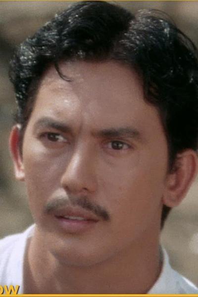 Phillip Salvador - About - Entertainment.ie