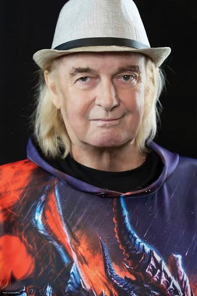 Alan White - About - Entertainment.ie