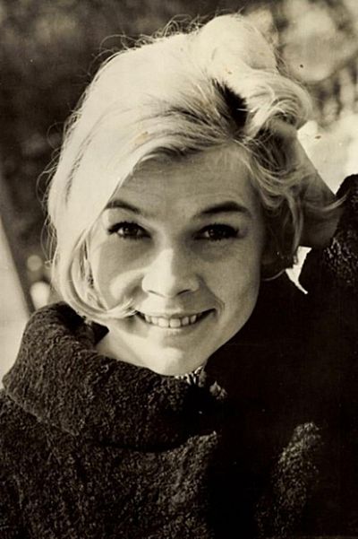 Jutta Wachowiak - About - Entertainment.ie