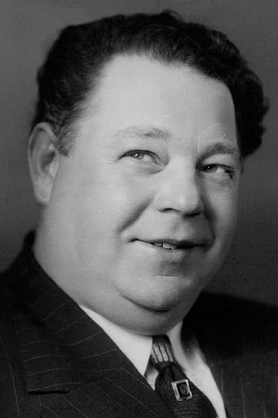 Edvard Persson - About - Entertainment.ie