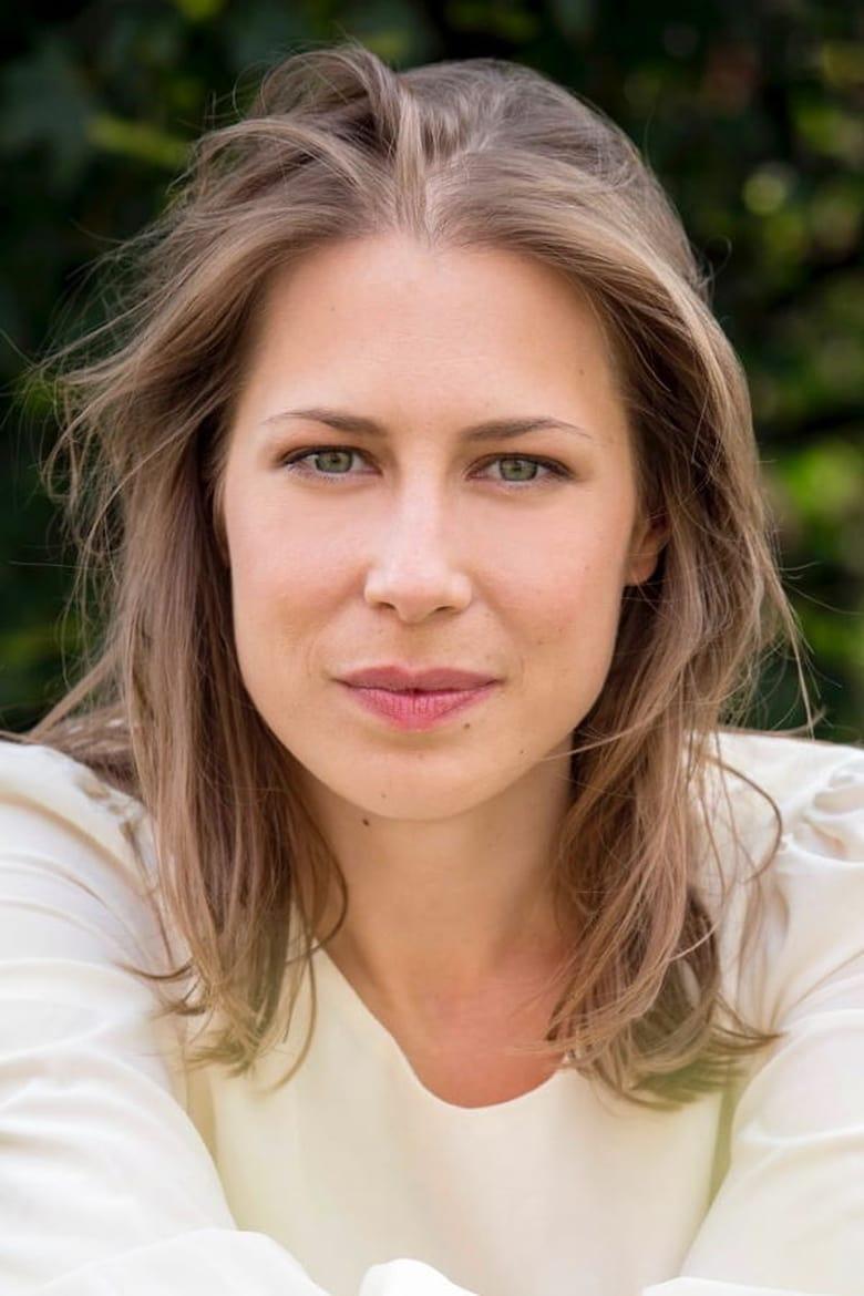 Esther Maria Pietsch - About - Entertainment.ie