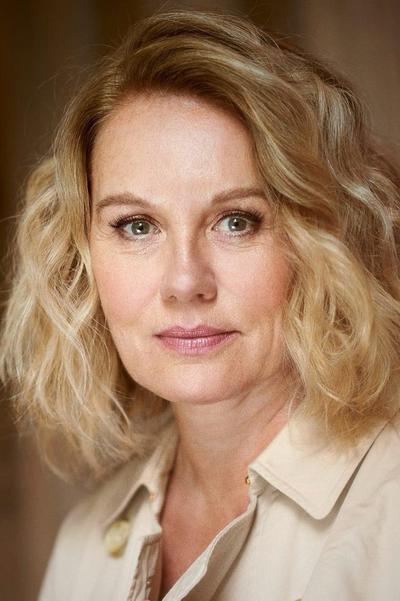 Maike Bollow - About - Entertainment.ie