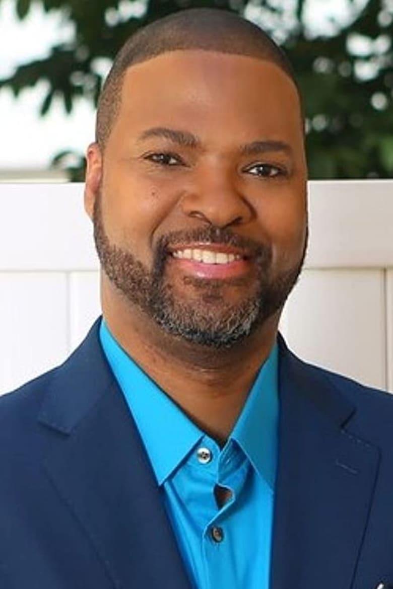 Christopher Nolen - About - Entertainment.ie