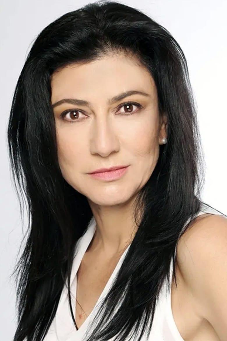 Leticia Huijara - About - Entertainment.ie