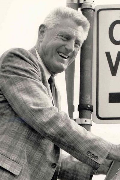 Elroy 'Crazylegs' Hirsch - About - Entertainment.ie