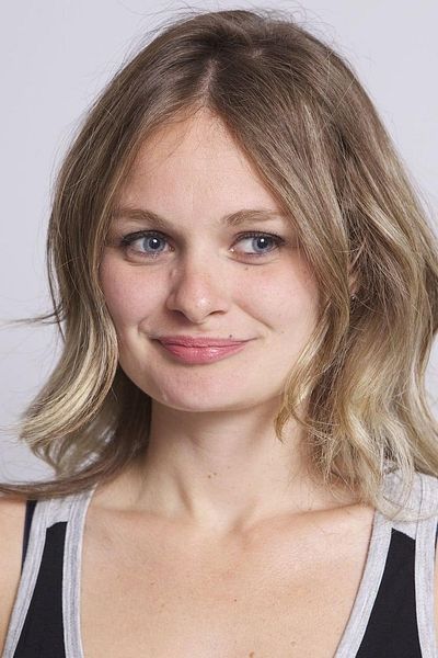 Emilie Mannering - About - Entertainment.ie