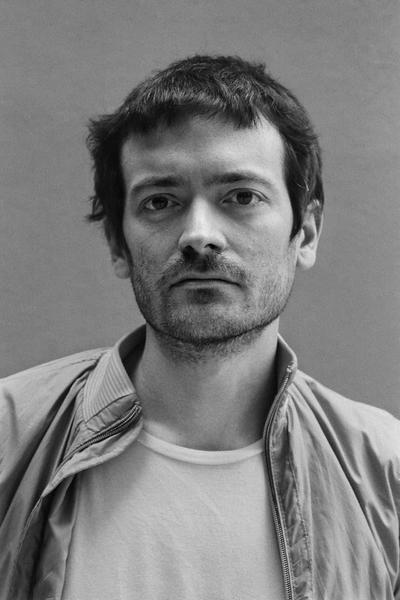 Julián Génisson - About - Entertainment.ie