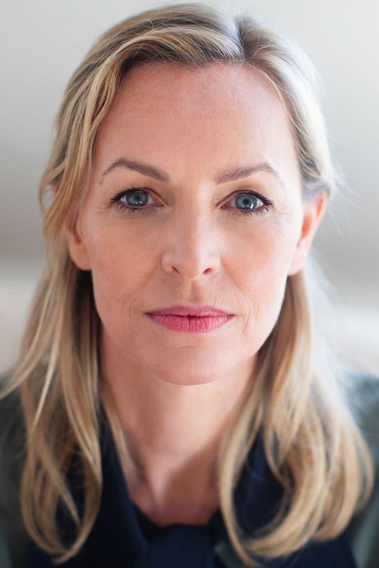 Simone Hanselmann - About - Entertainment.ie
