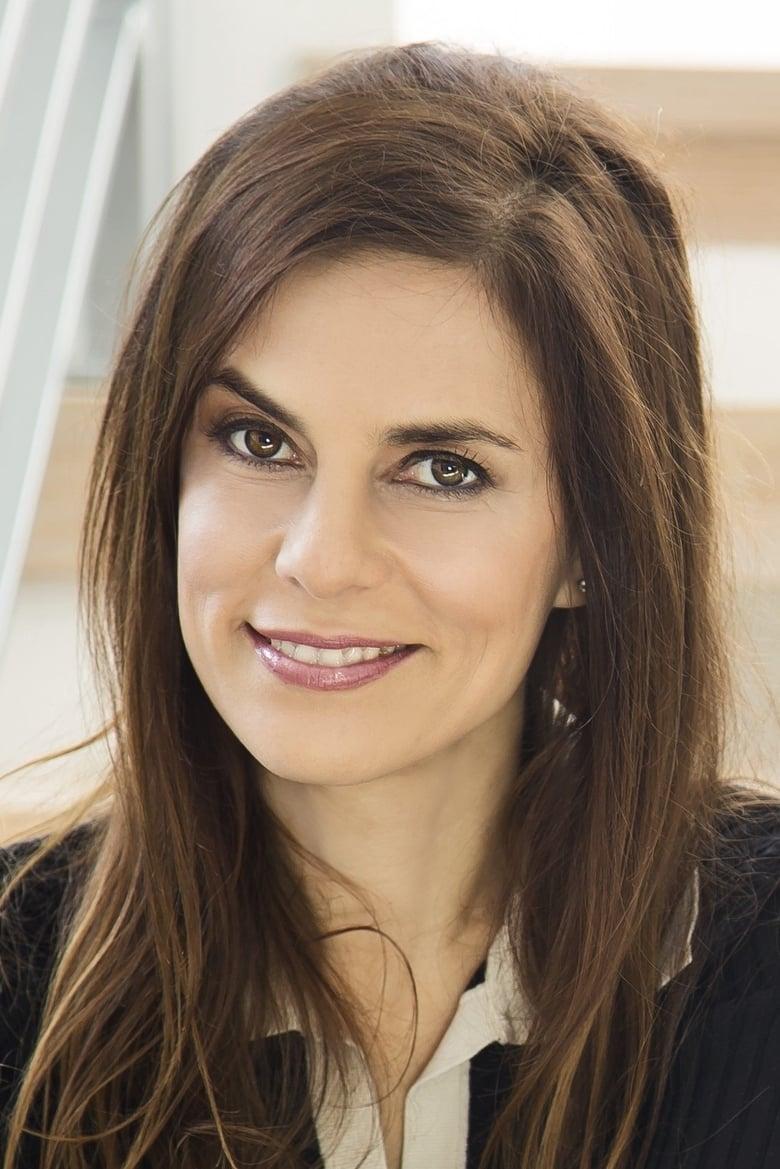 Lati Grobman - About - Entertainment.ie