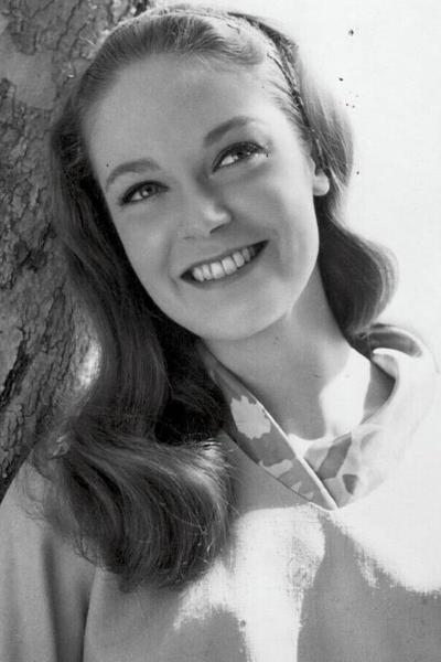 Elizabeth Hartman - About - Entertainment.ie
