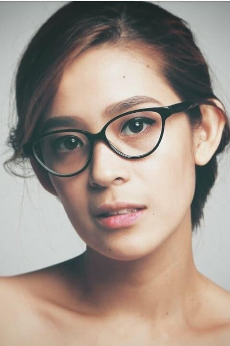 Kat Galang - About - Entertainment.ie