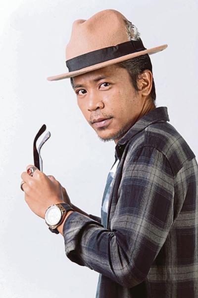 Hazama Azmi - About - Entertainment.ie
