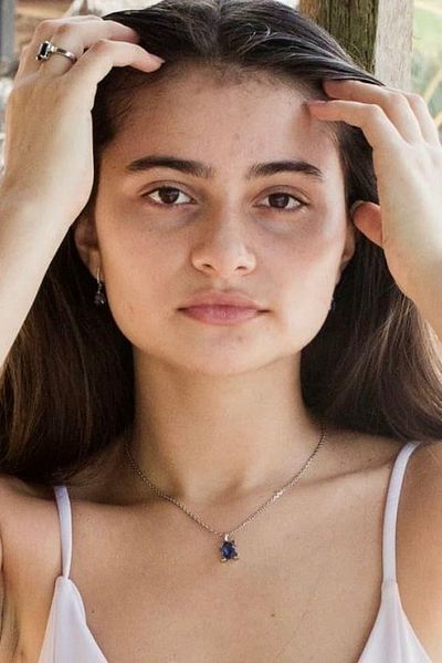 Luna Hug-Castro - About - Entertainment.ie