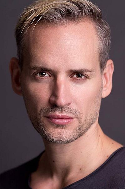 Casper Andreas - About - Entertainment.ie