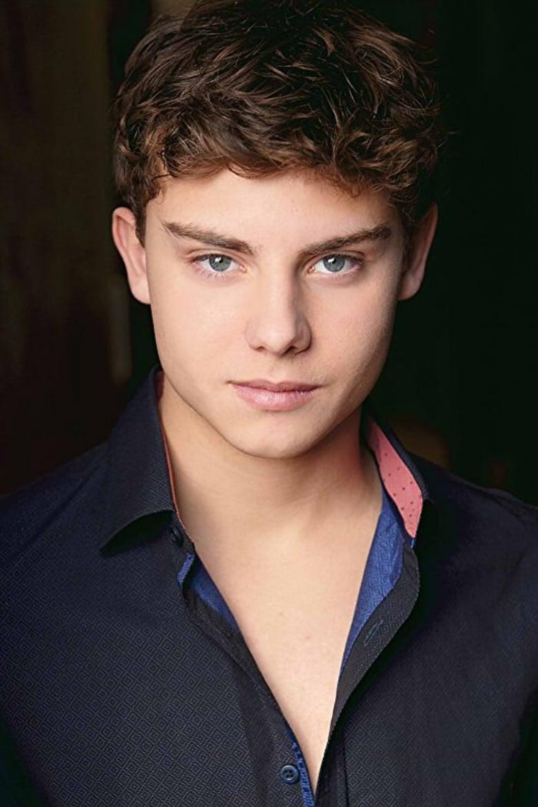 Carson MacCormac - About - Entertainment.ie