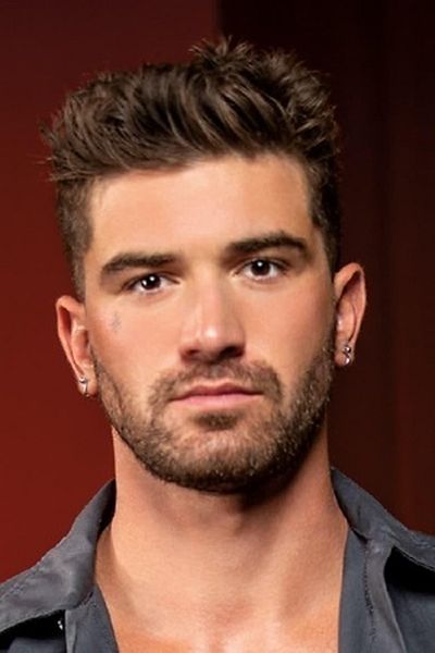 Chris Damned - About - Entertainment.ie