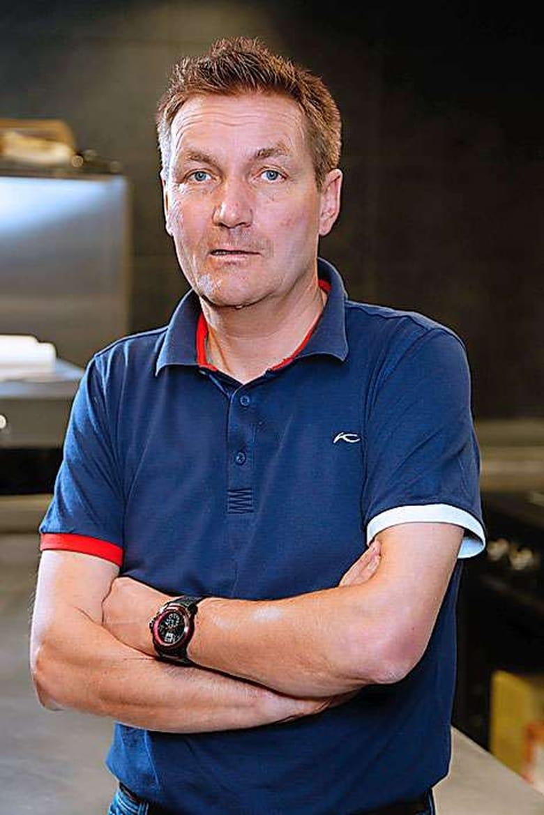 Daniel Bumann - About - Entertainment.ie